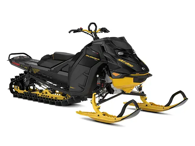 Ski-Doo Summit HCE 2025 : Le roi de la montagne - NationMotoneige